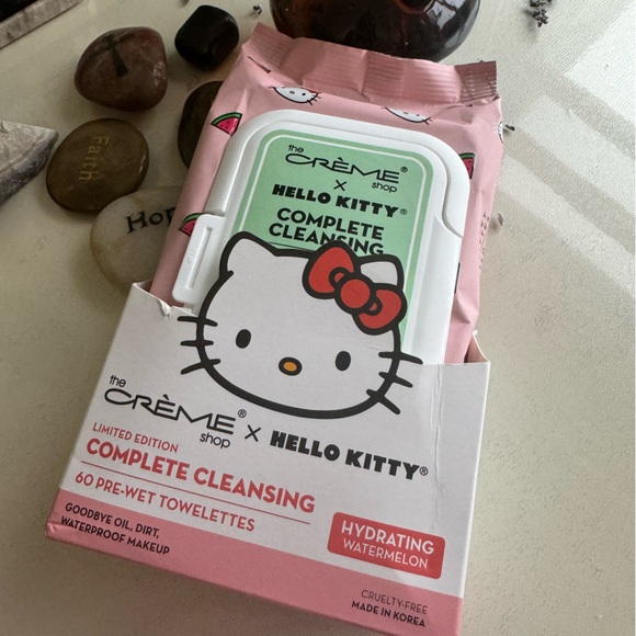 Skincare | Crme Hello Kitty Complete Cleansing 6 Prewet Towelettes ...
